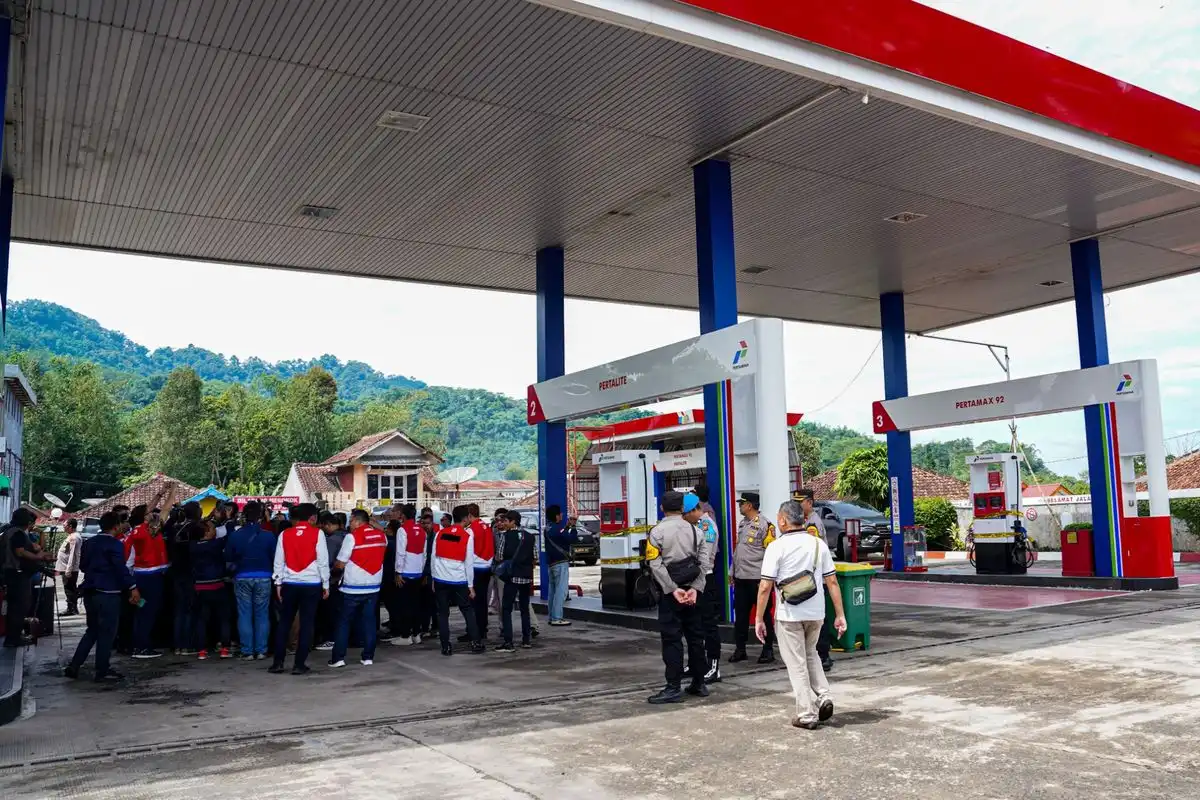 Kejagung Menggeledah Lokasi Pertamax di Oplos, Terkait Kasus Pertamina ...